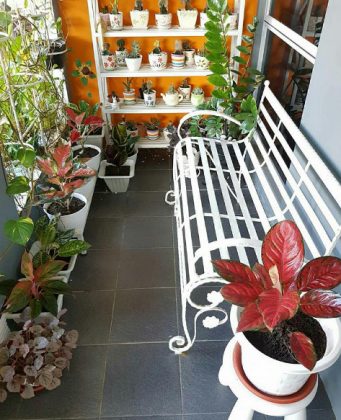 Mendekorasi Teras Rumah Dengan Bunga | Style Warnabiru.com